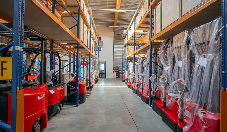 Electric Pallet Trucks & Materials Handling Equipment | Howard Handling